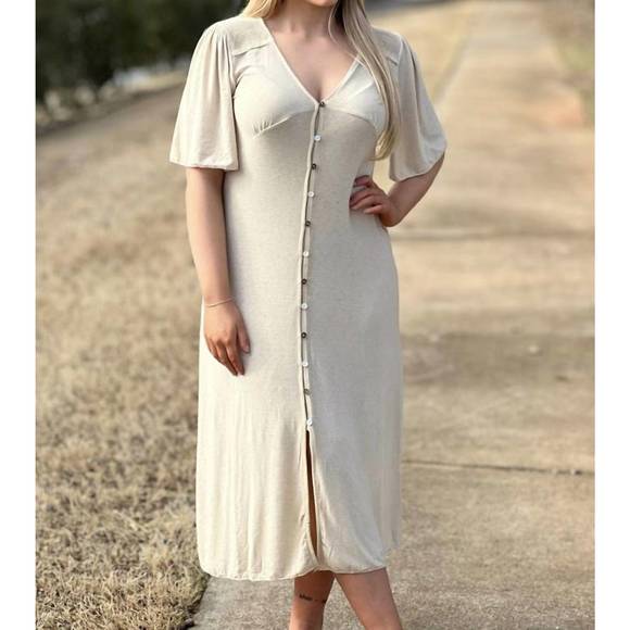 POL | Dresses | New Pol Midi Dress In Sand Castle | Poshmark